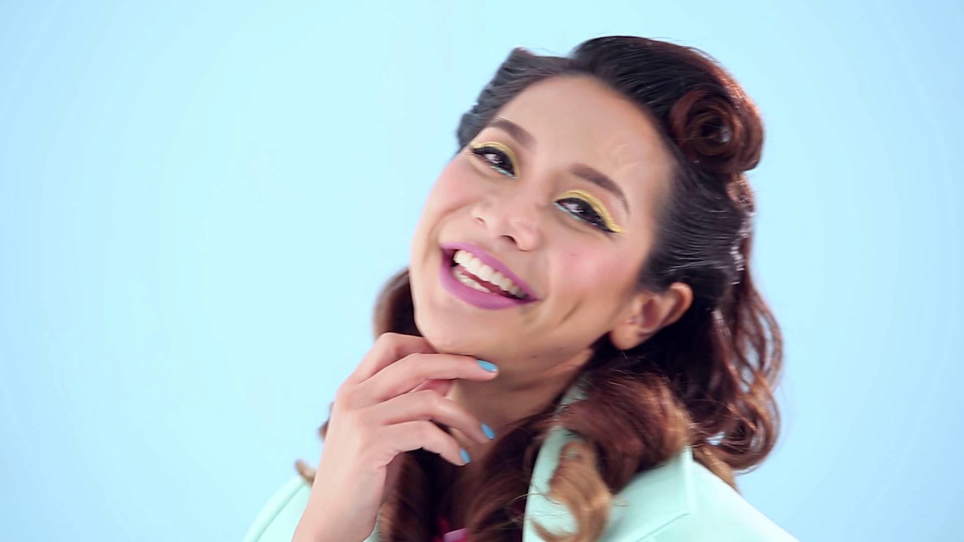 Hunny Madu Featuring Aman Ra "HELLO" Music Video - MASSES